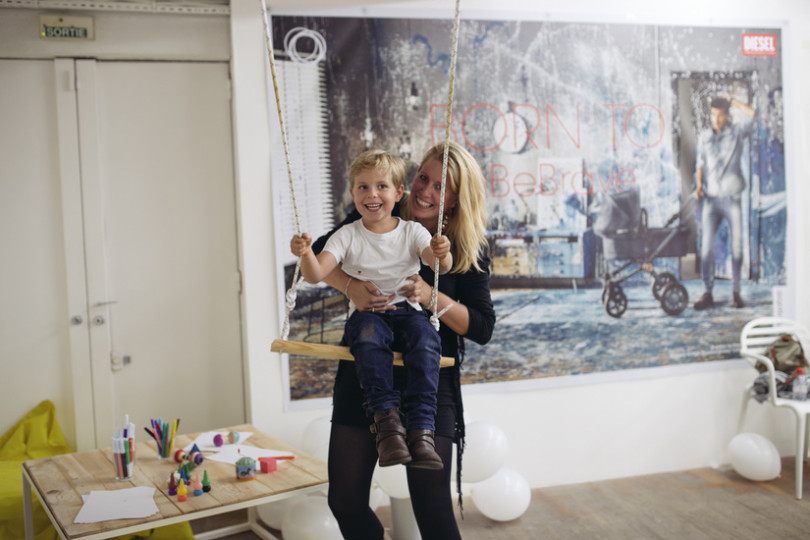 ABOUT + FAQ - Les enfants à Paris