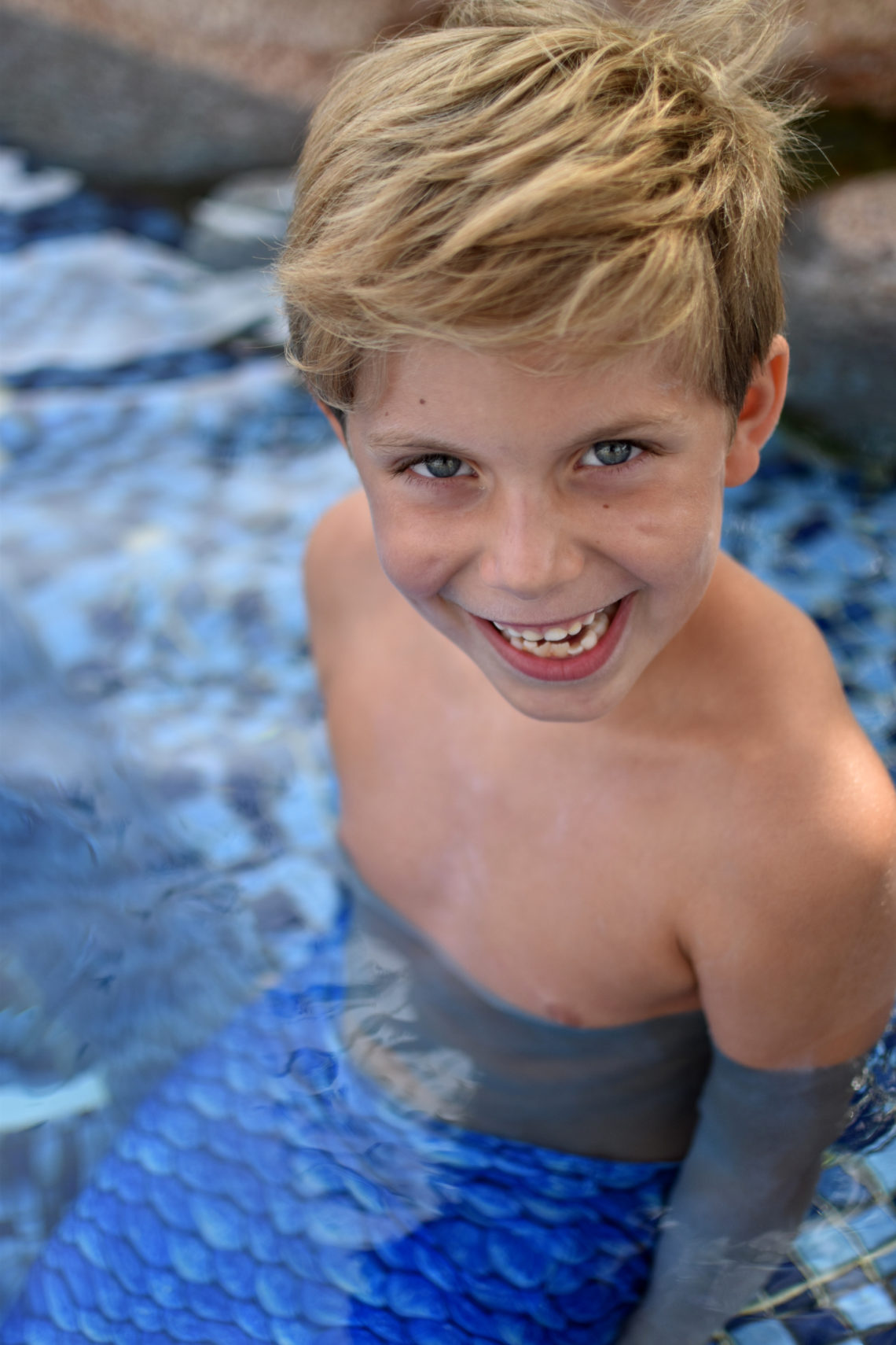 ALEXANDER THE MERMAN - Les enfants à Paris