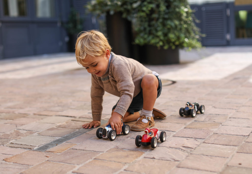 BAGHERA CARS - Les enfants à Paris