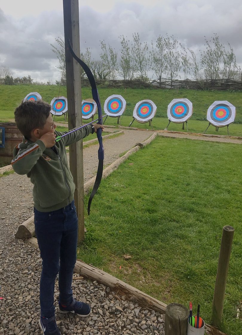 BLUESTONE WALES - Les enfants à Paris